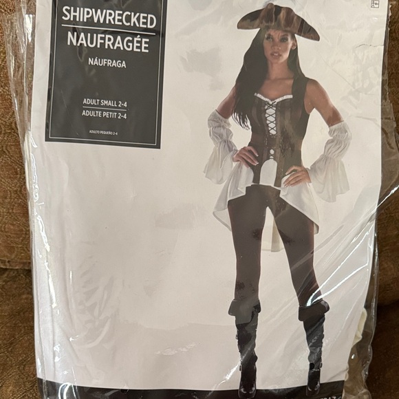 Other | Wow Unique Shipwrecked Pirate Costume For Adult Brown And White ...